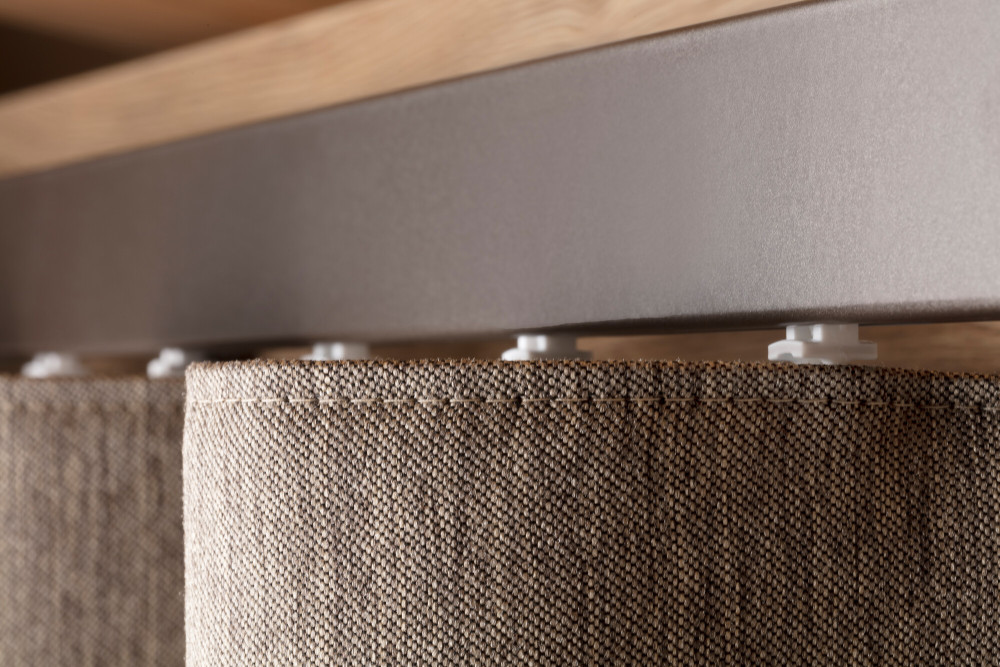 Quiet Mark | Silent Gliss Hand Operated Metropole