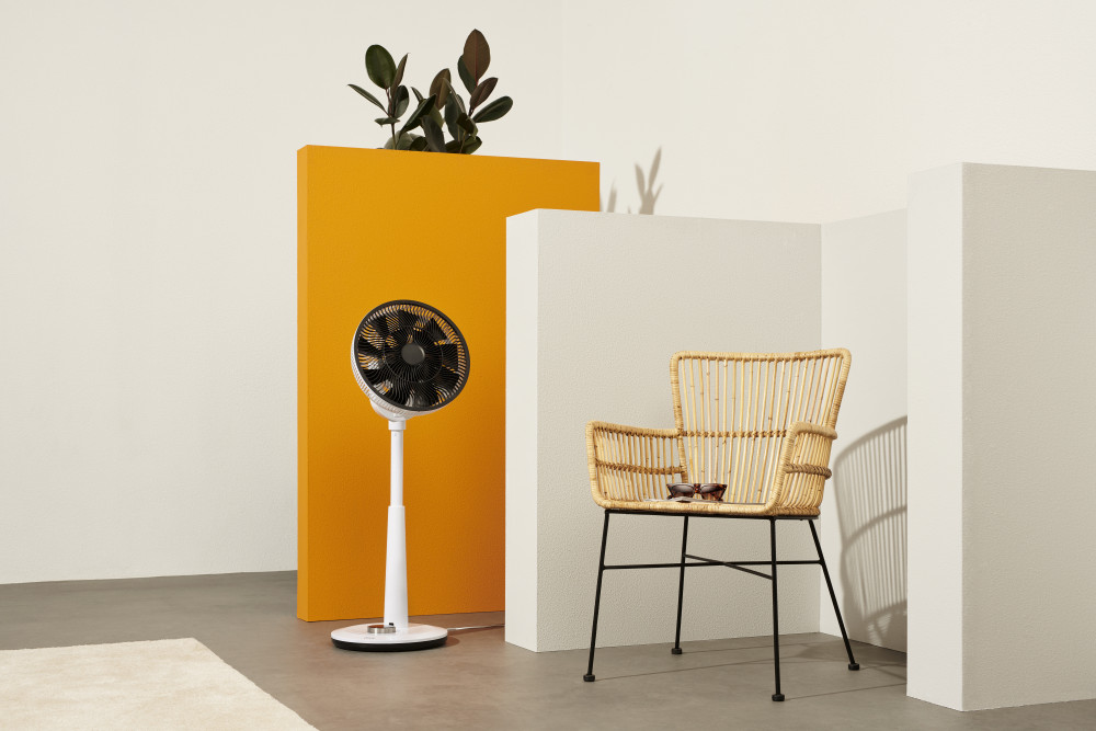 Quiet Mark | Duux Whisper DXCF03UK White Pedestal Propeller Fan