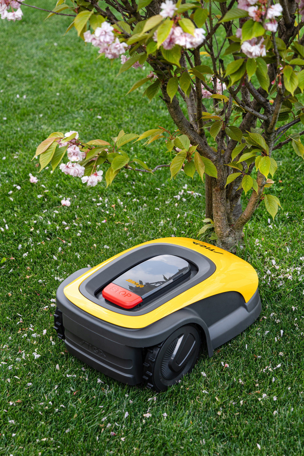 Quiet Mark | STIGA A 750 Robotic Lawn Mower