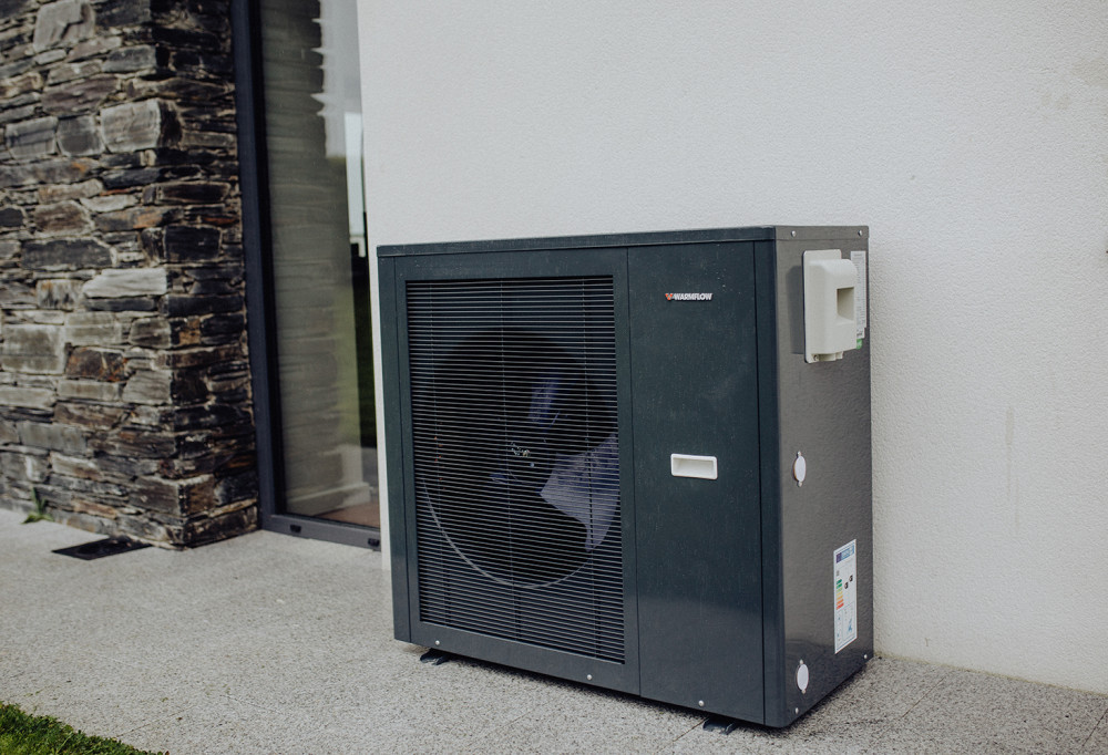 Quiet Mark | Warmflow Zeno AS01 Air Source Heat Pump
