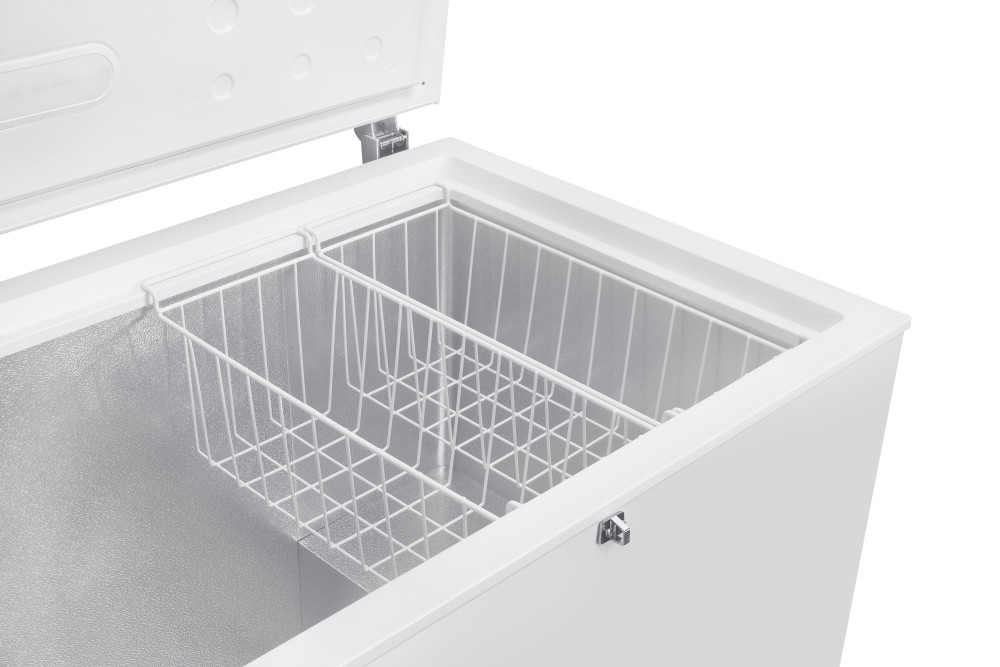 Quiet Mark | Logik L308CFW23 Freestanding Chest Freezer