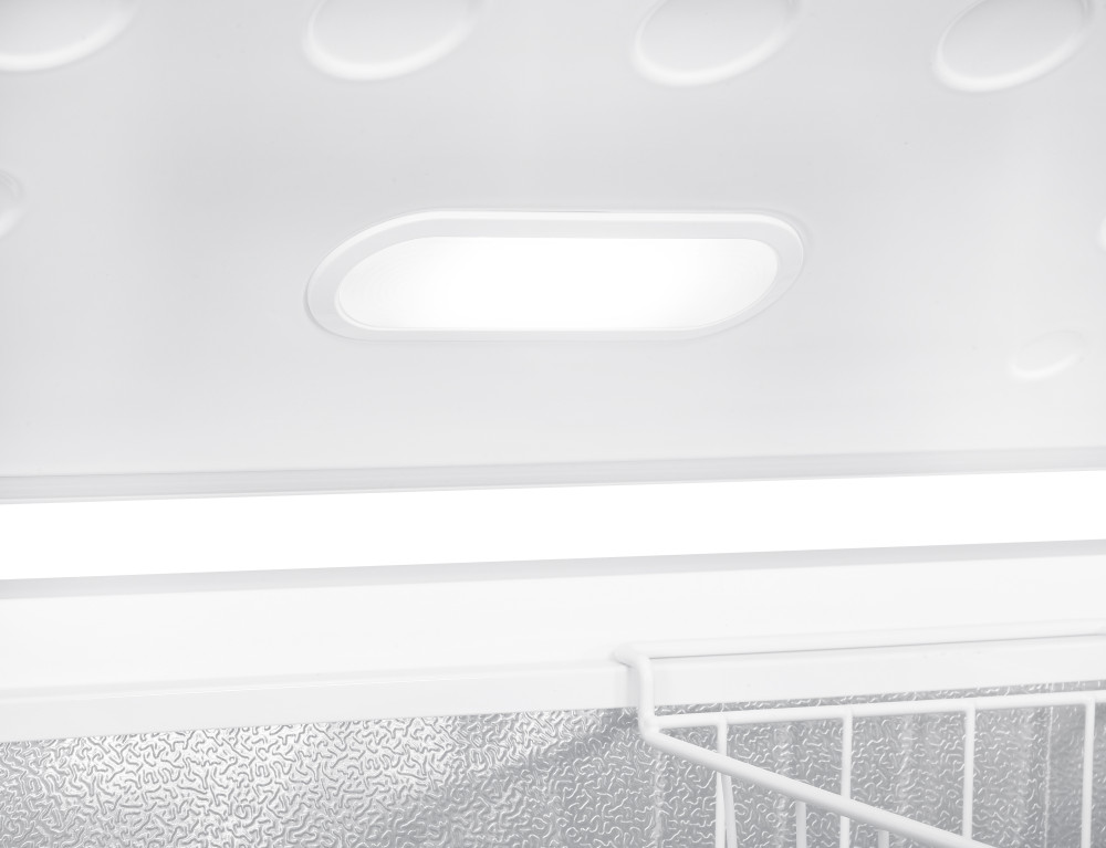 Quiet Mark | Logik L308CFW23 Freestanding Chest Freezer